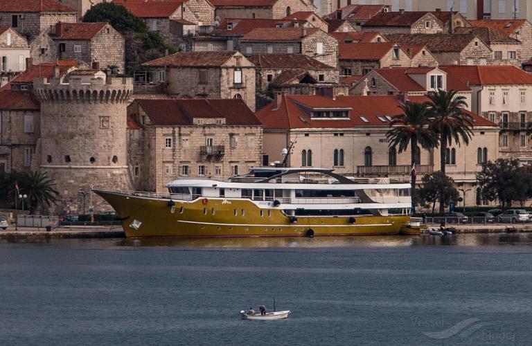 ARCA, Passenger ship - Details and current position - MMSI 238380140 ...