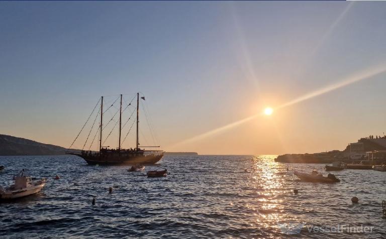 APHRODITE, Passenger ship - Details and current position - MMSI ...