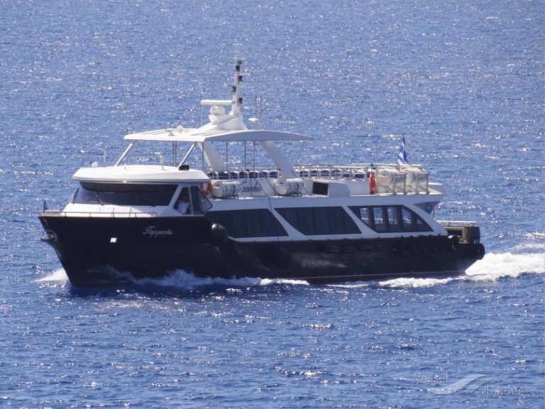 GARBIS, Passenger ship - Details and current position - MMSI 239799300 ...