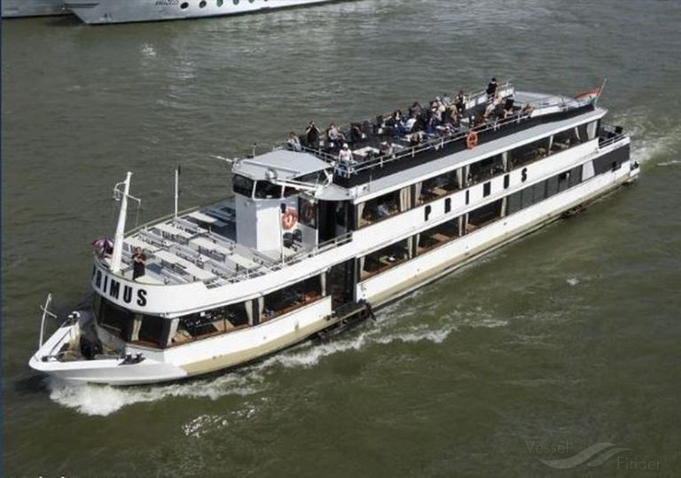 PRIMUS, Passenger ship - Details and current position - MMSI 243042513 ...