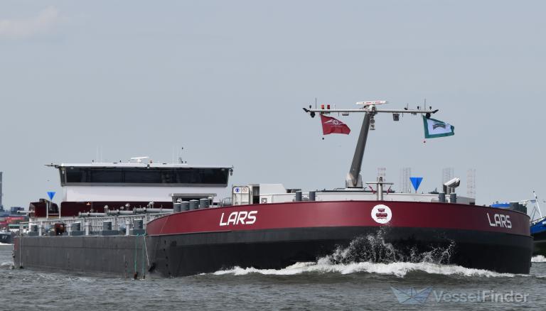 LARS, Tanker - Details and current position - ENI 02340776, MMSI ...