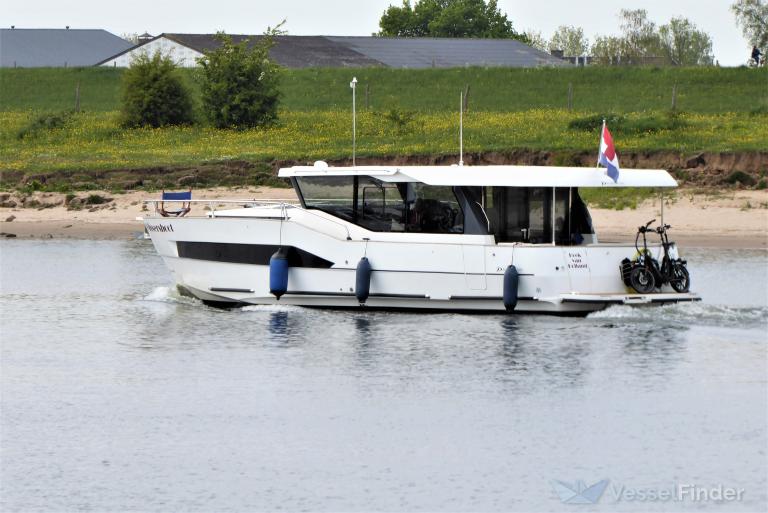 VISSERSBOOT, Pleasure craft - Details and current position - MMSI ...