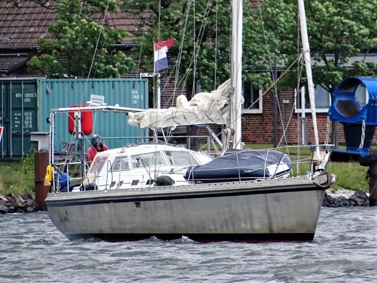 VAGANT, Sailing vessel - Details and current position - MMSI 244010127 ...