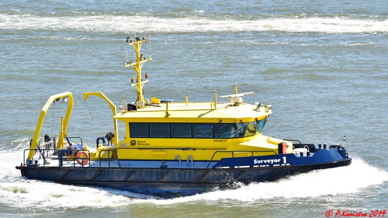 SURVEYOR 1, Port tender - Details and current position - MMSI 244010723 ...