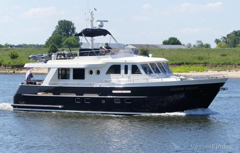 AQUAM AMATE, Pleasure craft - Details and current position - MMSI ...