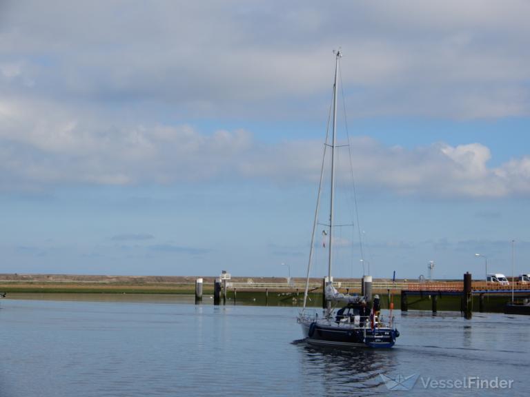 MAGIC, Sailing vessel - Details and current position - MMSI 244013555 ...