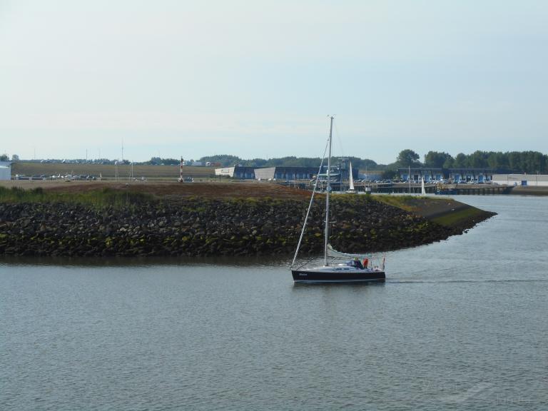 MOTION, Sailing vessel - Details and current position - MMSI 244029068 ...