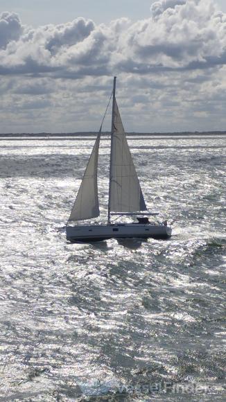 FLASH DANCE III, Pleasure craft - Details and current position - MMSI 244050042 - VesselFinder