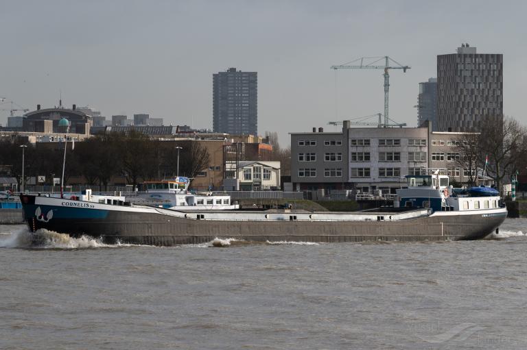 ELBRICH, Passenger ship - Details and current position - MMSI 244056066 ...