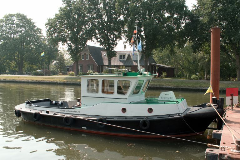 MAAS, Tug - Details and current position - ENI 02402026, MMSI 244070440 ...