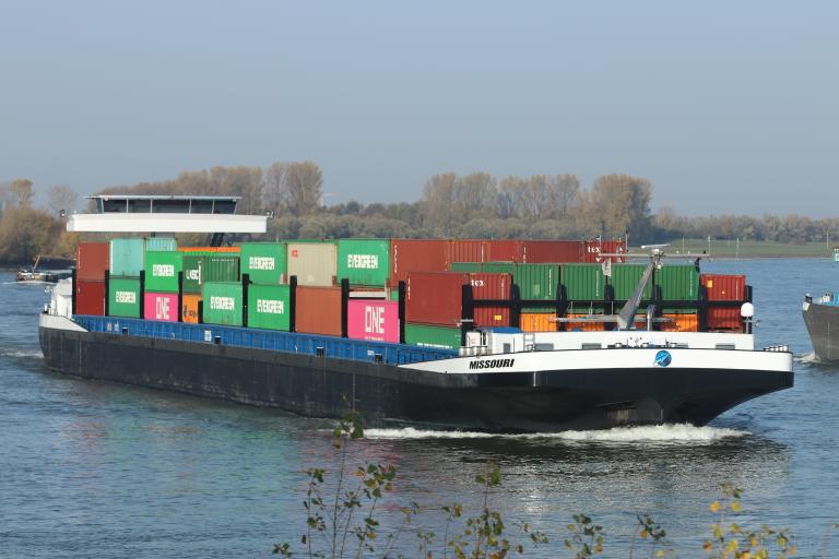 MISSOURI, Cargo ship - Details and current position - ENI 02325828 ...