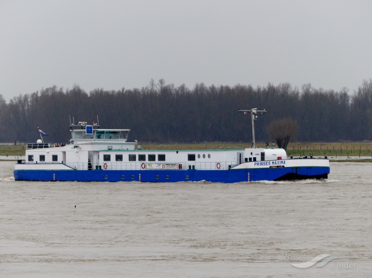 PRINSES MAXIMA, Passenger ship - Details and current position - MMSI ...