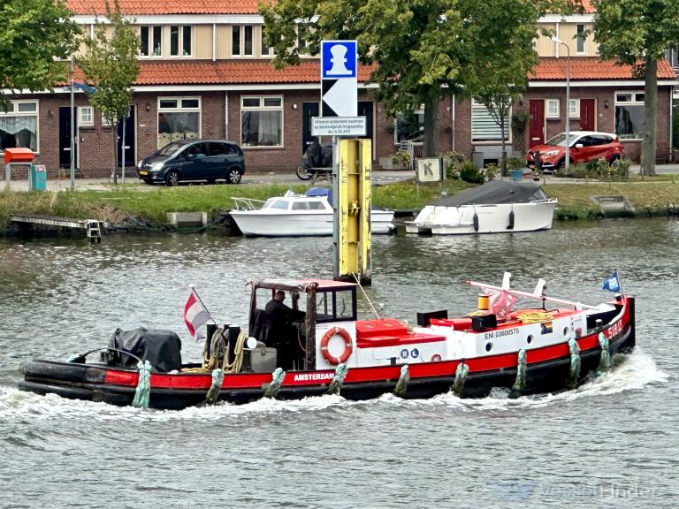 SB13, Tug - Details and current position - ENI 03800572, MMSI 244130359 ...