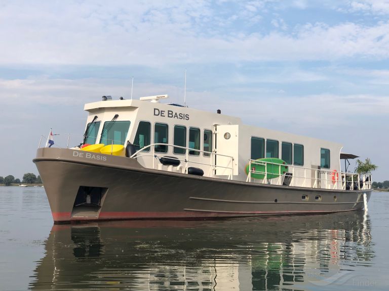 DE BASIS, Pleasure craft - Details and current position - MMSI ...
