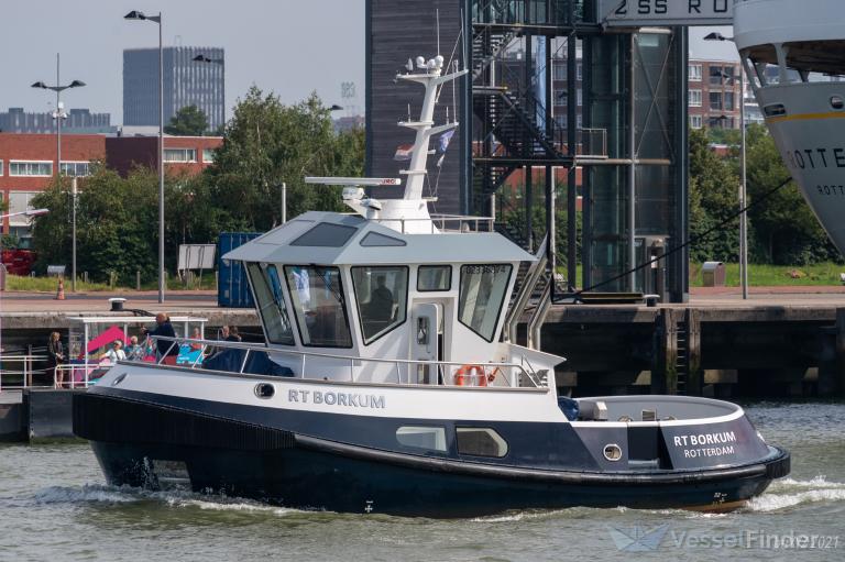 RT BORKUM, Cargo ship - Details and current position - ENI 02336874 ...