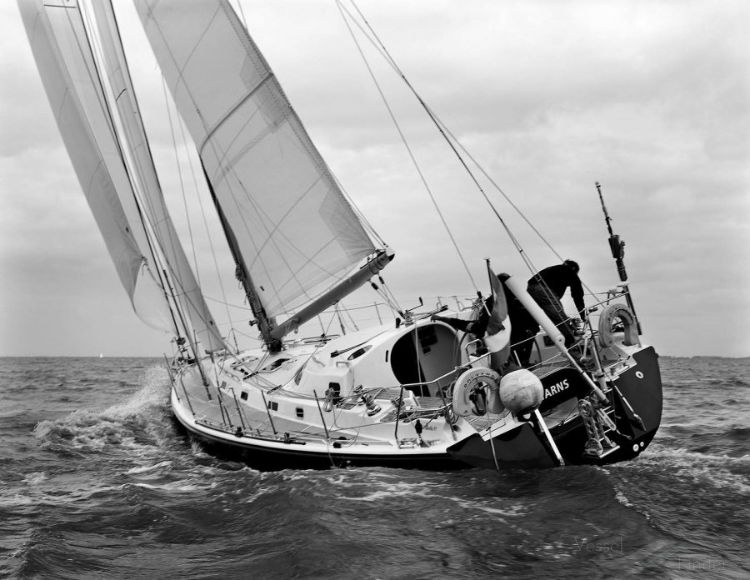 EVA, Sailing vessel - Details and current position - MMSI 244153633 - VesselFinder