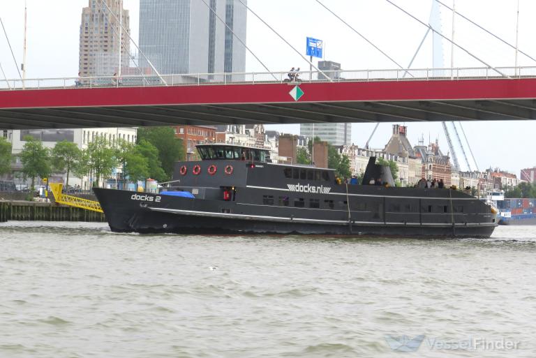 DOCKS 2, Passenger ship - Details and current position - ENI 06004057 ...