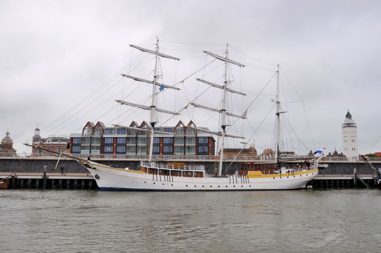 STEDEMAEGHT, Passenger ship - Details and current position - MMSI ...