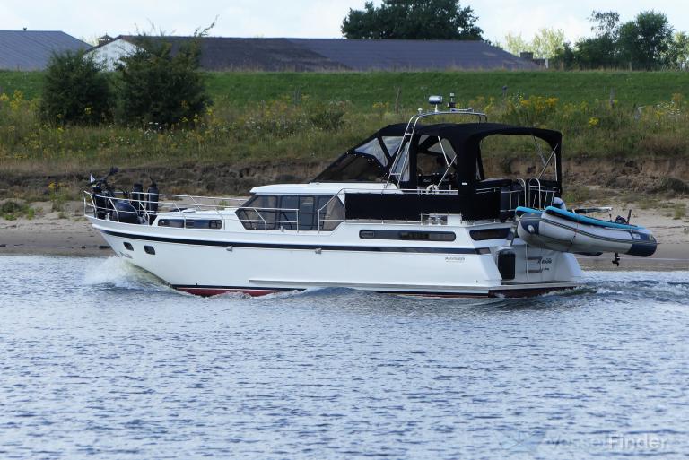 MARIELLE, Pleasure craft - Details and current position - MMSI ...