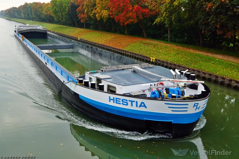 HESTIA, Cargo ship - Details and current position - MMSI 244314861 ...