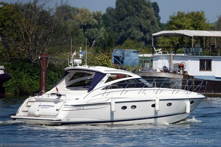 SHIPHAPPENS, Pleasure craft - Details and current position - MMSI ...