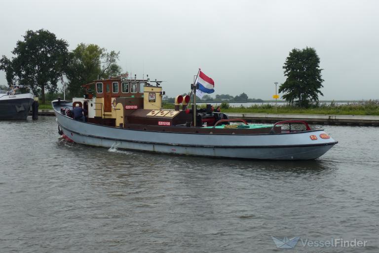 LAURA, Pleasure craft - Details and current position - MMSI 244615543 ...