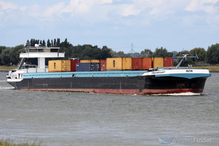 FRIENDSHIP, Cargo ship - Details and current position - MMSI 244650467 ...