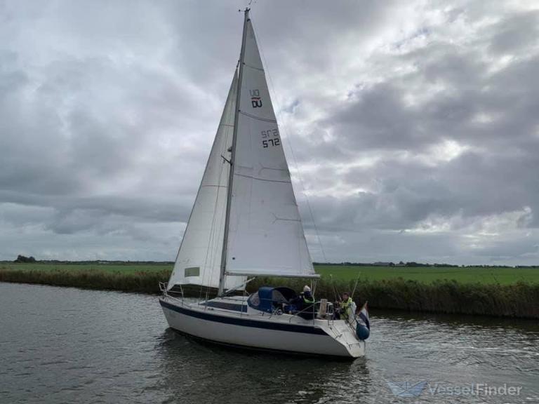 PASHA, Cargo ship - Details and current position - ENI 02317732, MMSI ...