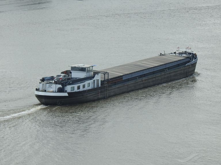 DENVER, Cargo ship - Details and current position - ENI 02320965, MMSI ...