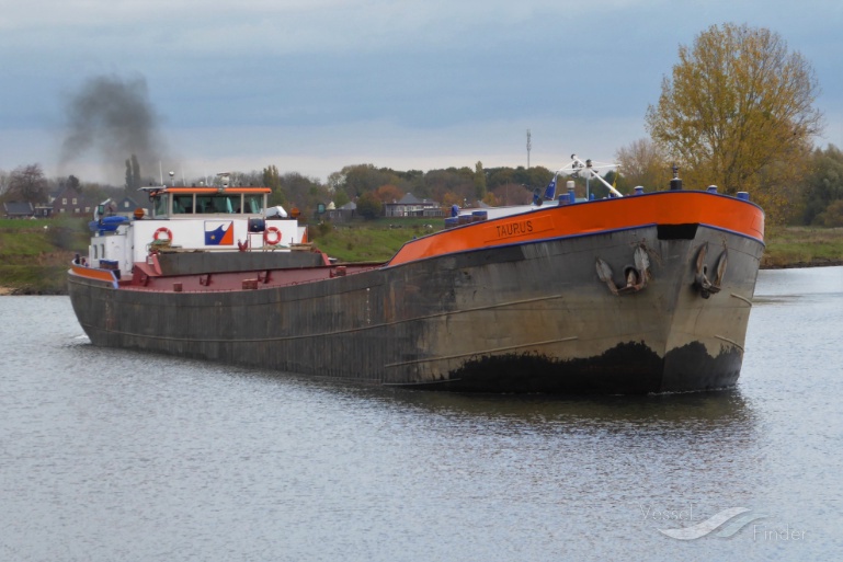 TAURUS, Cargo ship - Details and current position - ENI 02321996, MMSI ...