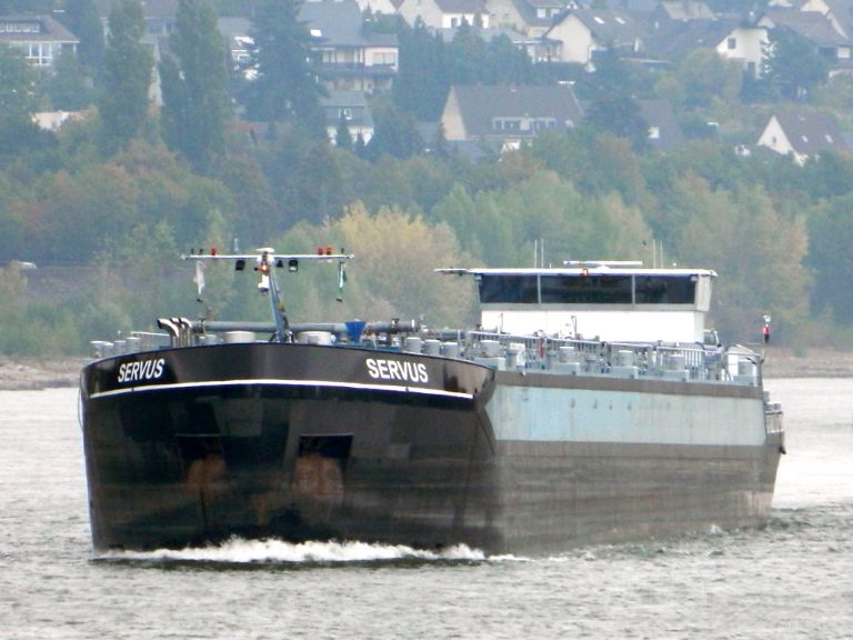 SUEZMAX, Tanker - Details and current position - MMSI 244660401 ...