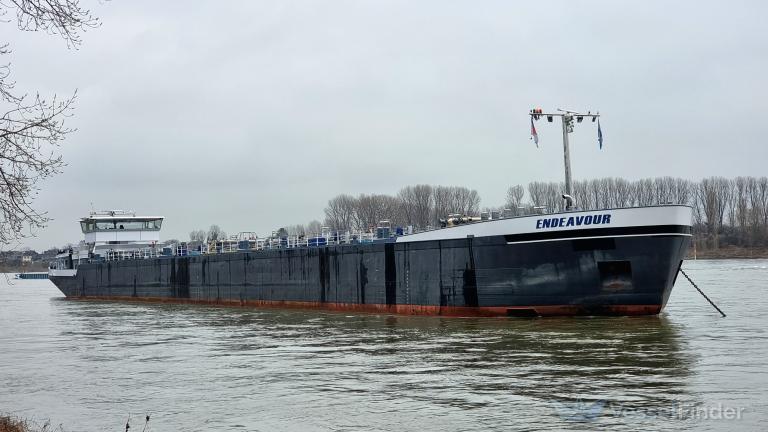 ENDEAVOUR, Tanker - Details and current position - MMSI 244660571 ...
