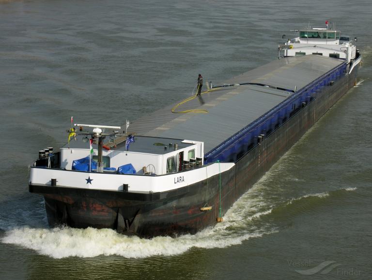 LARA, Cargo ship - Schiffsdaten und aktuelle Position - MMSI 244660898 ...