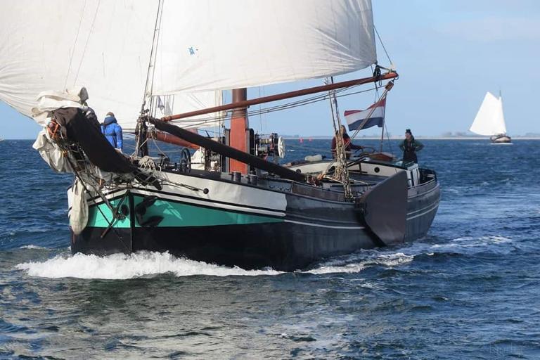 SPES, Sailing vessel - Details and current position - MMSI 244670187 ...