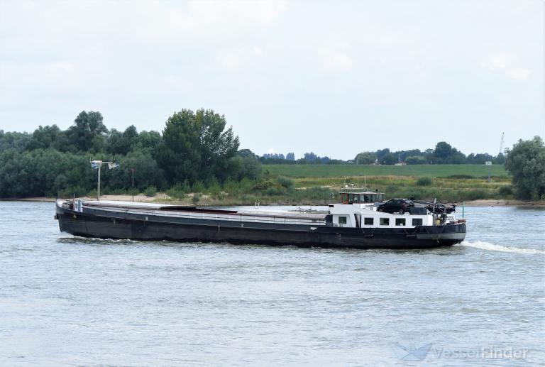 PRIMOS, Cargo ship - Scheepsdetails en huidige positie - MMSI 244670227 ...