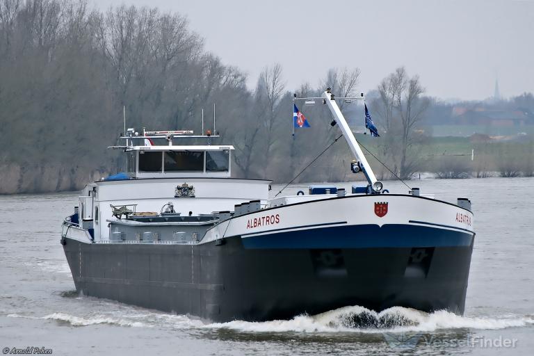 ALBATROS, Cargo ship - Details and current position - ENI 02327168 ...