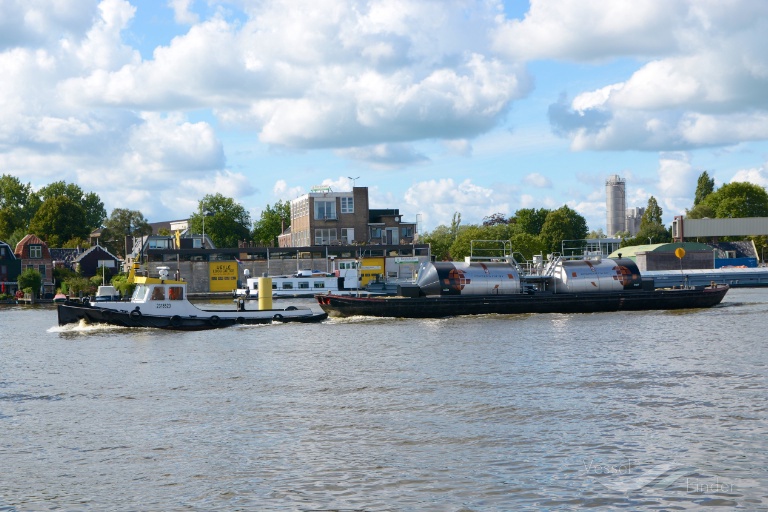 ZWET, Tug - Details and current position - MMSI 244670782 - VesselFinder