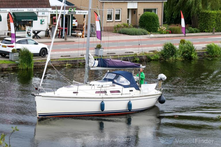 WATERMAN, Sailing vessel - Details and current position - MMSI ...