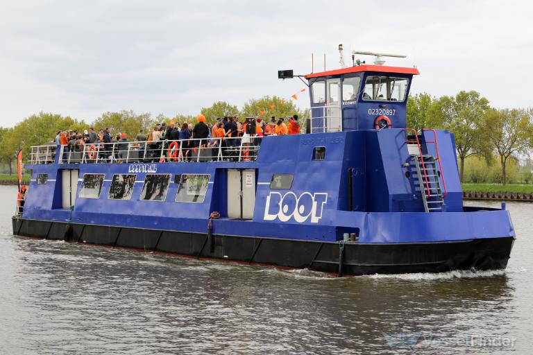 BOOT, Passenger ship - Details and current position - MMSI 244700430 ...