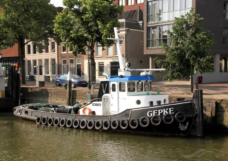 WATERMAN, Tug - Details and current position - ENI 02309670, MMSI ...