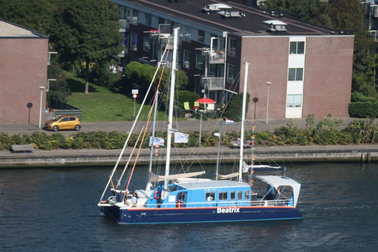 BEATRIX, Passenger ship - Details and current position - MMSI 244710482 ...