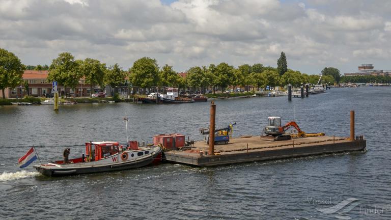 DIEZE, Tug - Details and current position - ENI 02014956, MMSI ...