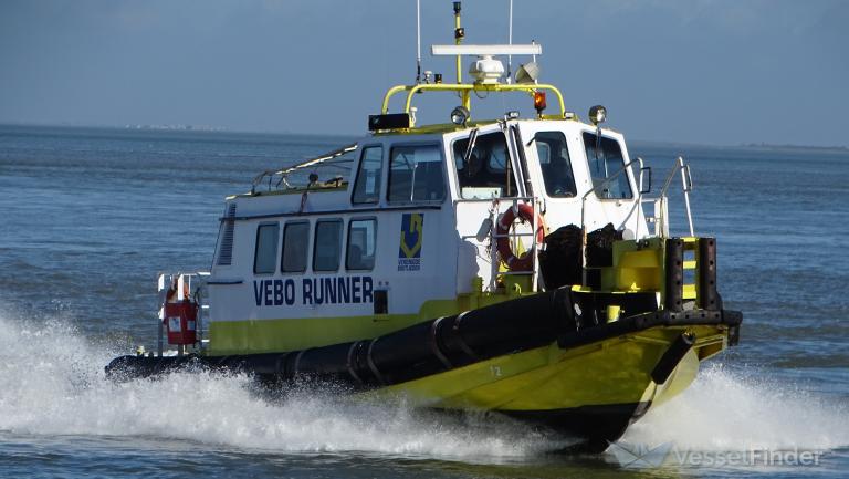 VEBO-RUNNER, HSC - Details and current position - MMSI 244710979 - VesselFinder