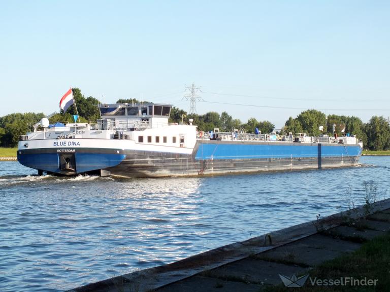 BLUE DINA, Tanker - Details and current position - ENI 02339328, MMSI ...
