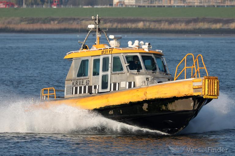KRVE 62, HSC - Details and current position - MMSI 244730125 - VesselFinder