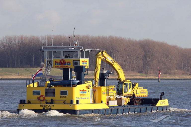 HEBO-CAT 9, Dredging or UW ops - Details and current position - ENI ...