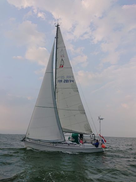 4FUN, Sailing vessel - Details and current position - MMSI 244730872 ...