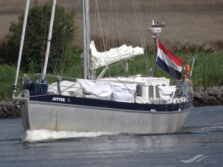 JUTTER, Sailing vessel - Details and current position - MMSI 244740342 ...