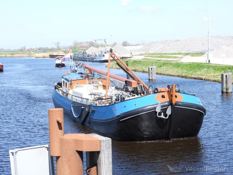 ORA ET LABORA, Pleasure craft - Details and current position - MMSI ...