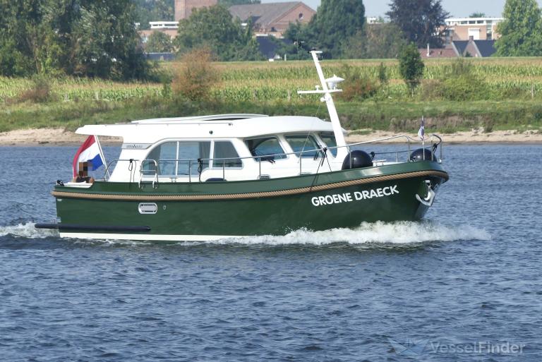 GROENE DRAECK, Pleasure craft - Details and current position - MMSI ...